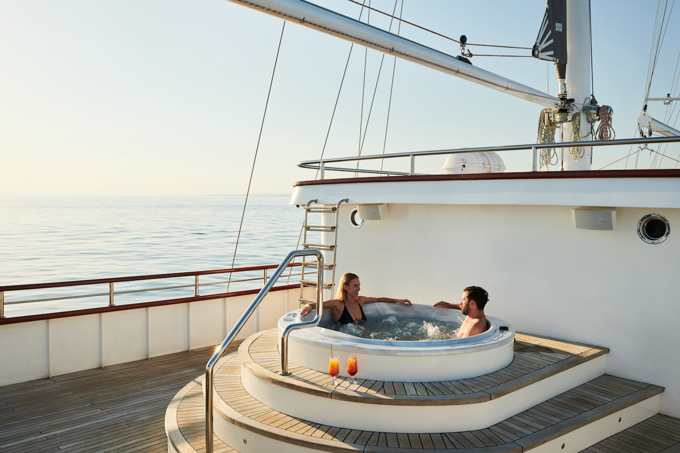 Jacuzzi – Luxury Yacht Browser | by CHARTERWORLD Superyacht Charter